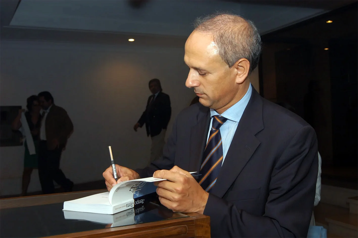 Alberto Souto remarcou apresentação dos dois livros para amanhã